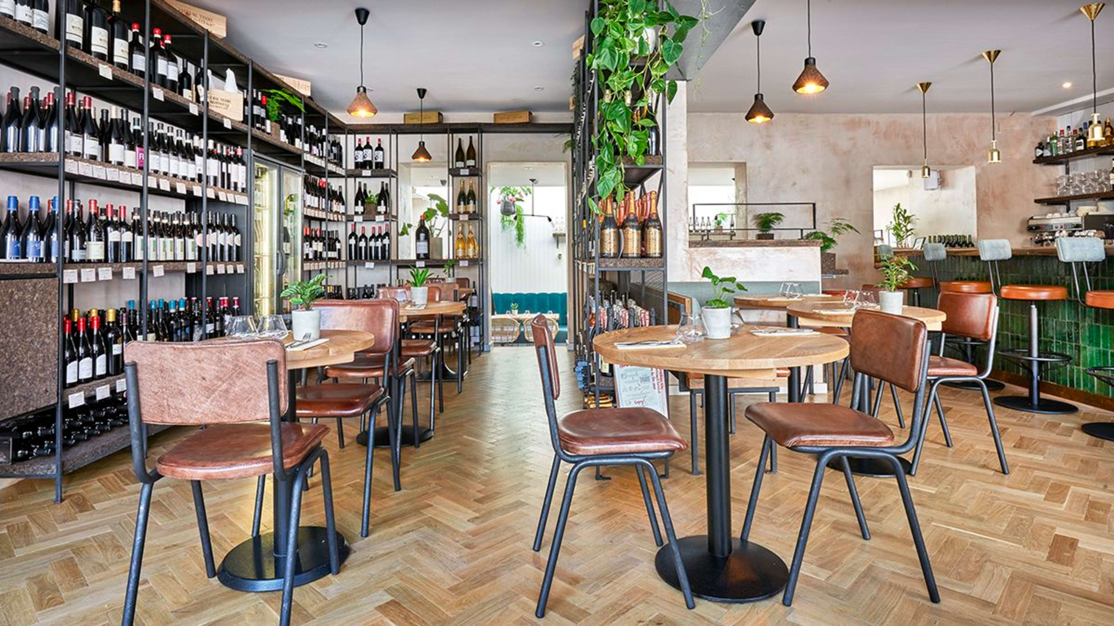 The Best Dog-Friendly Restaurants Near Me | TheFork