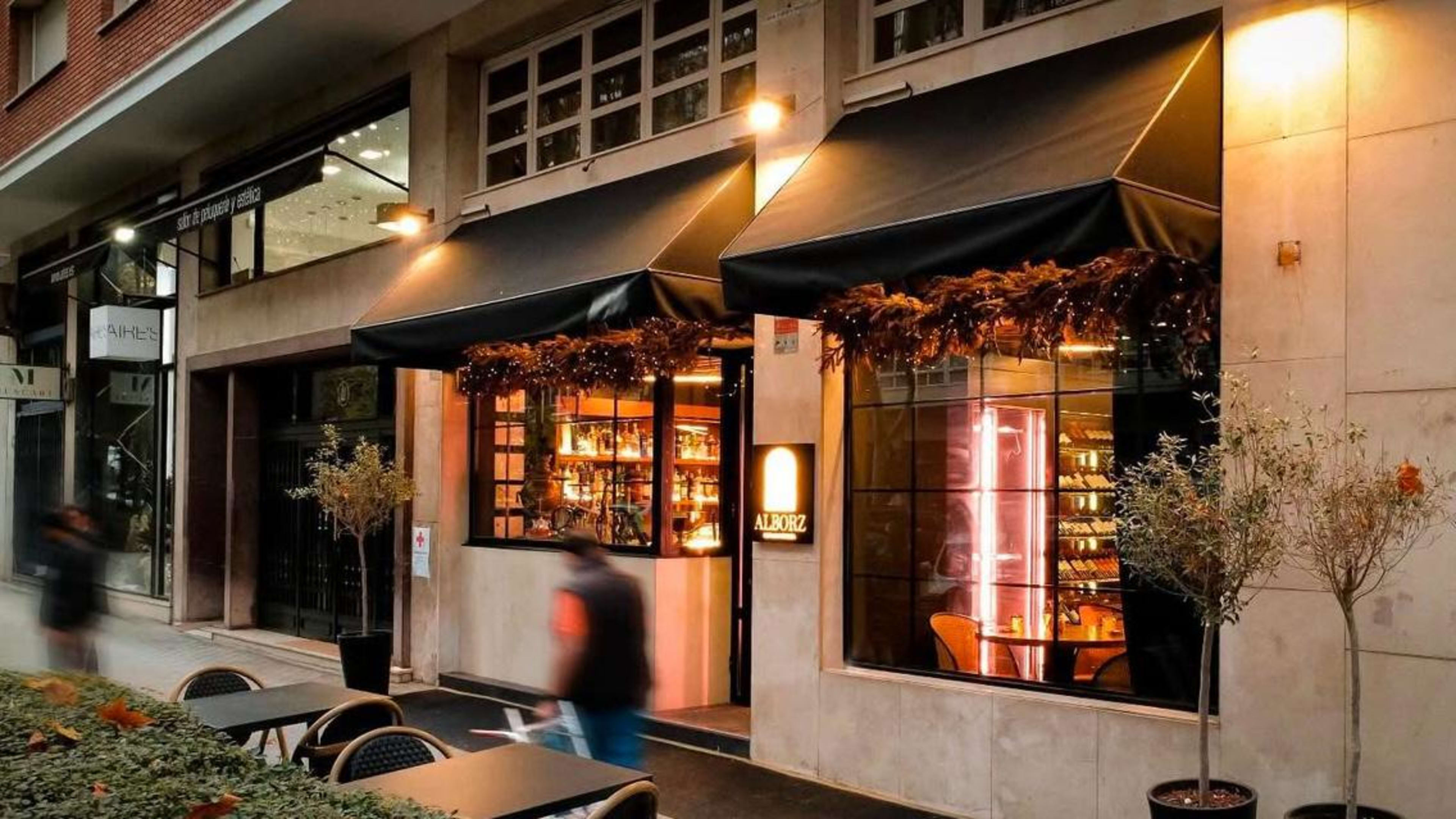 The 10 Best Restaurants in Santiago Bernabeu stadium, Madrid | TheFork