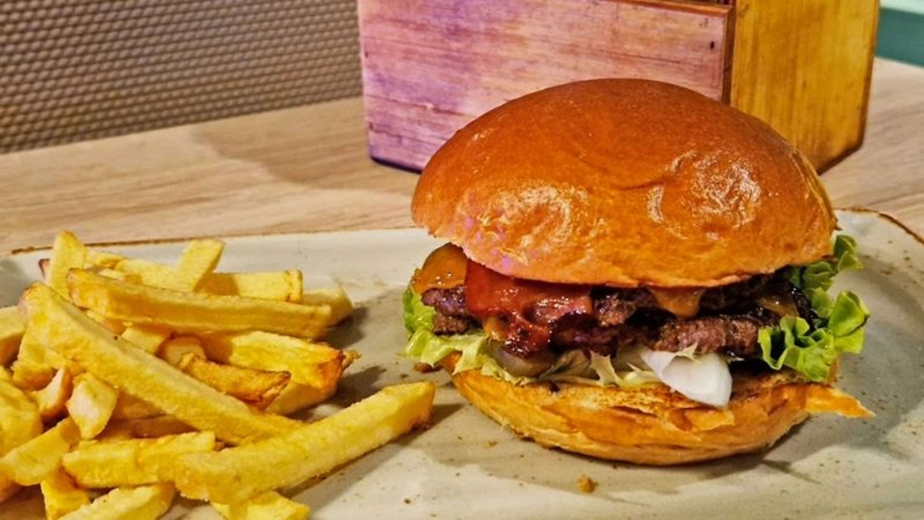 The 10 Best Restaurants in Santiago Bernabeu stadium, Madrid | TheFork