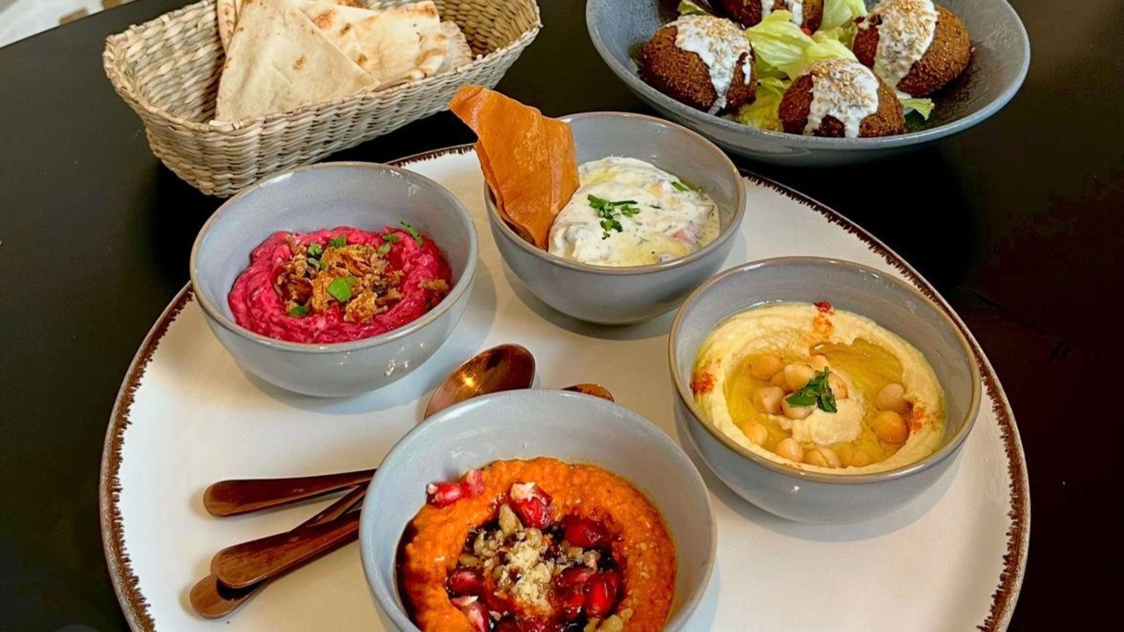 The 10 Best Restaurants in Santiago Bernabeu stadium, Madrid | TheFork