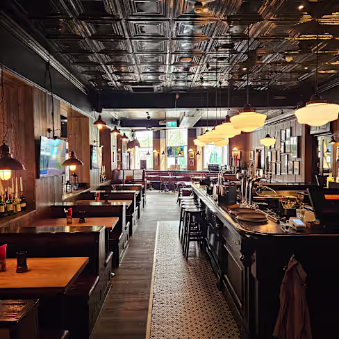 Red Dog Saloon Nottingham in Nottingham - Restaurant Reviews, Menus ...