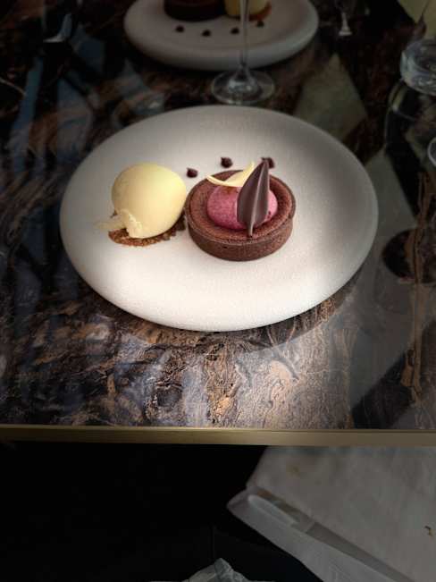 Helix Restaurant at the Gherkin in London - Restaurant Reviews, Menu ...