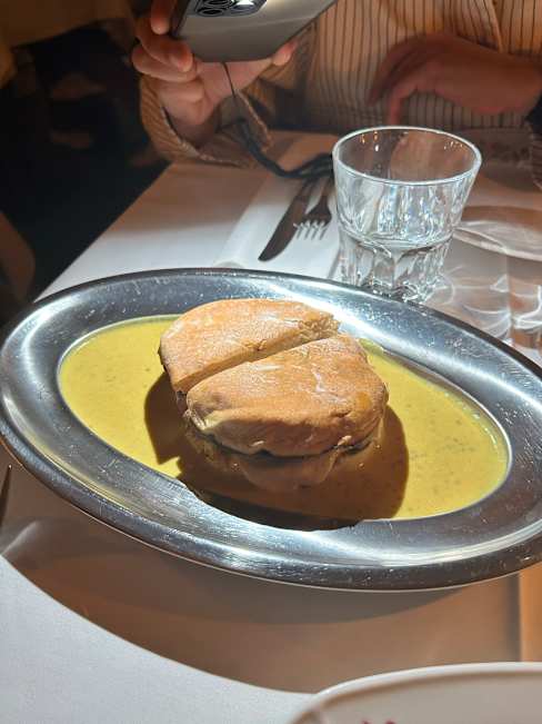 Gandaia Club - The Decadent Restaurant in Lisbon - Restaurant Reviews ...