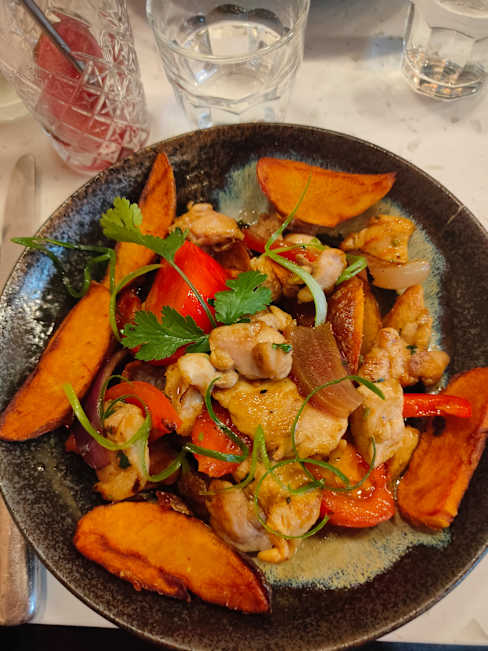 Restaurant Apu à Paris - Menu, avis, prix et réservation | TheFork