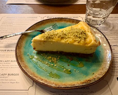 The Iron Lady in Rotterdam - Menu, openingsuren, adres, foto’s van ...