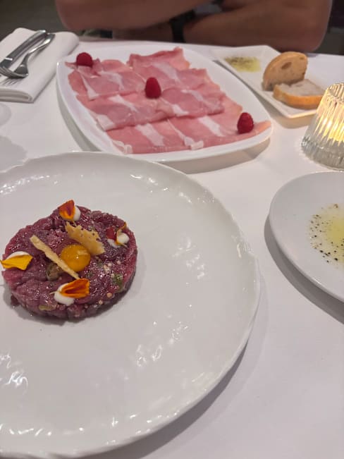 Adamo Trattoria Enoteca in Haarlem - Menu, openingstijden, prijzen ...
