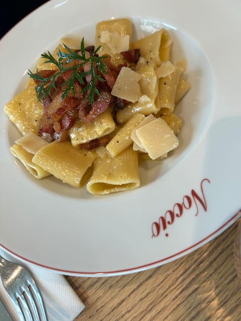 Restaurant Noccio Paris - Rosa Parks à Paris - Menu, avis, prix et ...