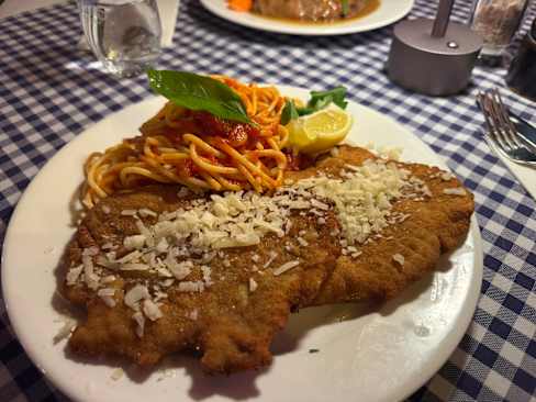 Restaurant Capone Berlin in Berlin - Bewertungen, Speisekarte und ...