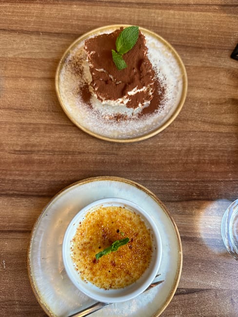 Mondo Pazzo i Sundbyberg - Restaurangens meny, öppettider, bokning ...