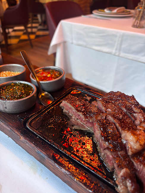 Restaurante La Cabrera Barcelona en Barcelona - Menú 2026, opiniones ...