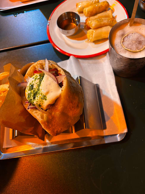 Barouk Lx Factory em Lisboa - Preços, menu, morada, reserva e ...