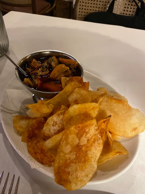 Prince Arthur, Belgravia in London - Restaurant Reviews, Menus, and ...