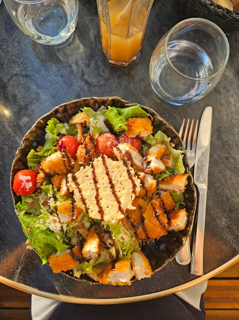 Restaurant Le Café Rostand à Le Haillan - Menu, avis, prix et ...