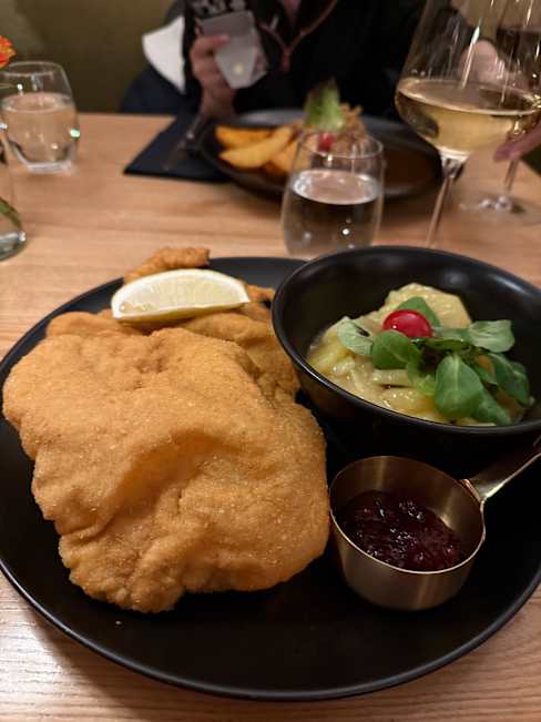 SIXTA Restaurant- Bar in Vienna - Restaurant Reviews, Menu and Prices ...