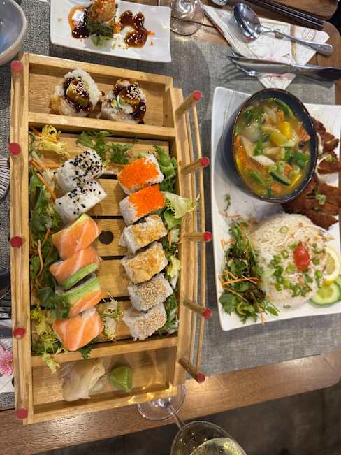 Mr.Tenzin, Momos,Sushi & More in Basel - Restaurant Reviews, Menu and ...