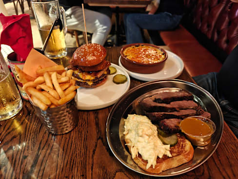 Red Dog Saloon Liverpool in Liverpool - Restaurant Reviews, Menu and ...