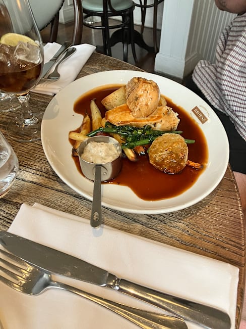 Browns Brasserie & Bar - Leeds in Leeds - Restaurant Reviews, Menus ...