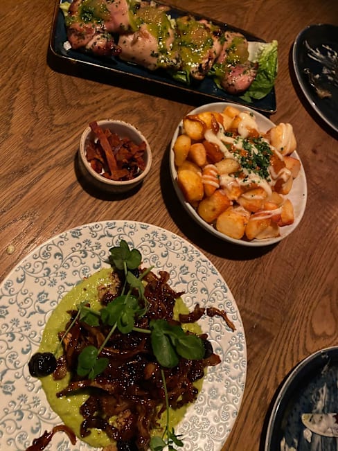 Ayla in Rotterdam - Menu, openingstijden, prijzen, adres van restaurant ...