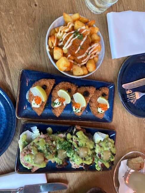 Ayla in Rotterdam - Menu, openingsuren, adres, foto’s van restaurant en ...