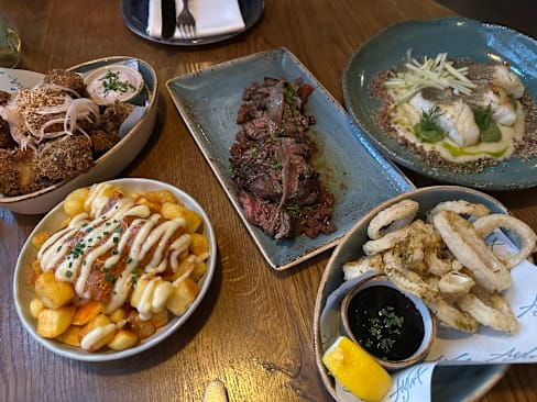 Ayla in Rotterdam - Menu, openingstijden, prijzen, adres van restaurant ...