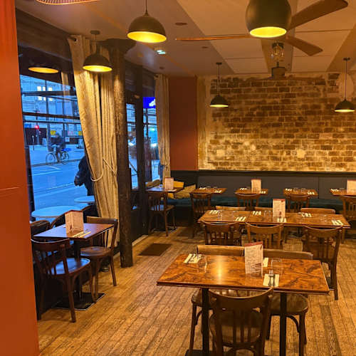 Le Cameo in Parijs - Menu, openingstijden, prijzen, adres van ...