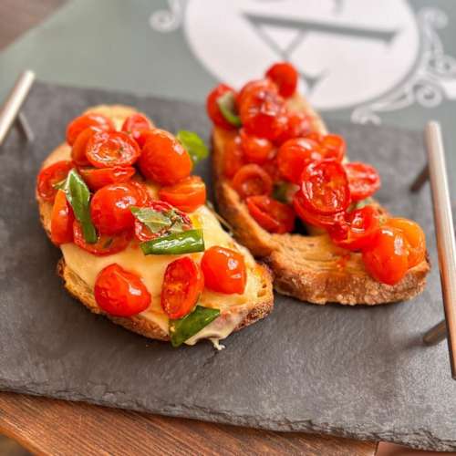 Casale acqua santa a Roma - Menu, prezzi, immagini, recensioni e ...