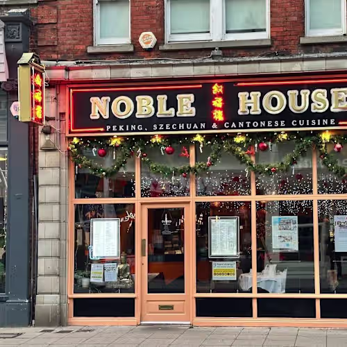 Carte et Menus 2026 - Noble House à Portsmouth | TheFork