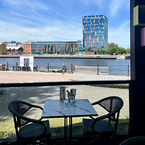 Villa Skeppsbron Restaurang & Bar i Gävle - Restaurangens meny ...