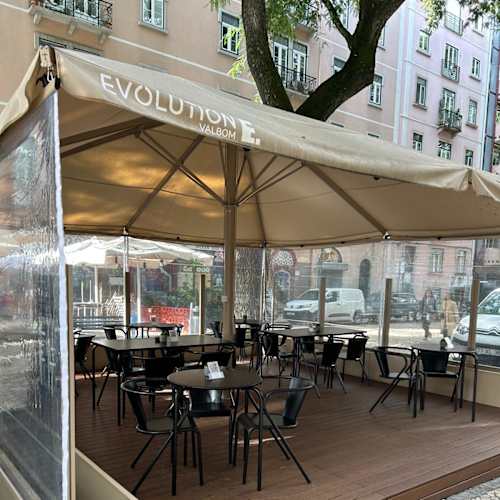 Menus 2026 - The Living Room & The Kitchen (Valbom) in Lisbon | TheFork