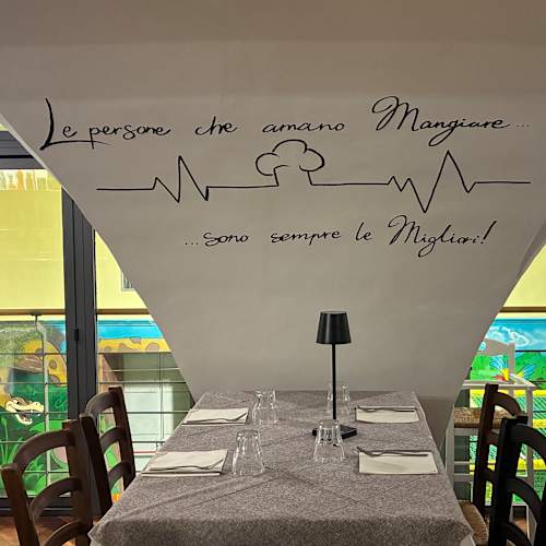 Red Lion - The Jungle in Minervino Di Lecce - Restaurant Reviews, Menu ...