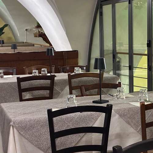 Red Lion - The Jungle in Minervino Di Lecce - Restaurant Reviews, Menu ...