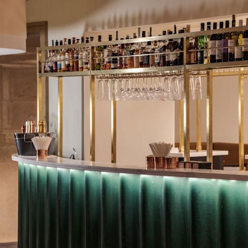 Carriages in London - Restaurant Reviews, Menus, and Prices | TheFork
