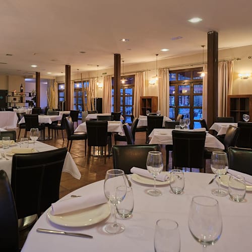 Restaurante SUMMUM HOTEL MANAGEMENT (REST MAR DE OLIVOS-HOTEL ...