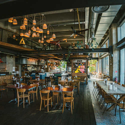 Carte et Menus 2026 - Dock B à Pantin | TheFork