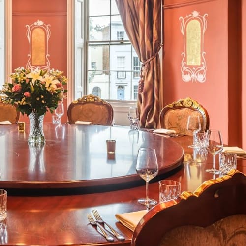 cheltenham round table