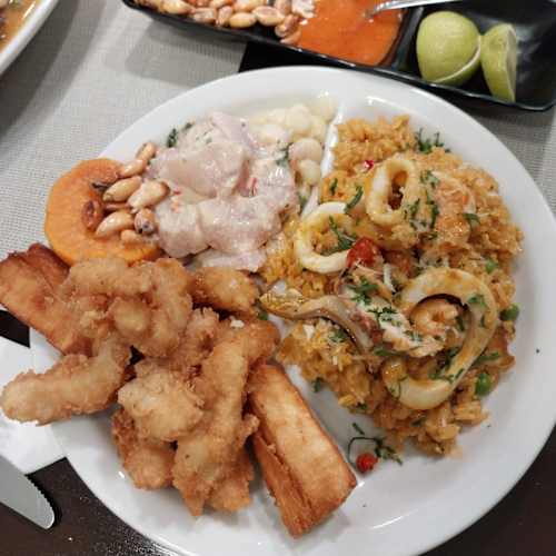 EL MANA Brasas Fish in Mailand - Bewertungen, Speisekarte und Preise ...