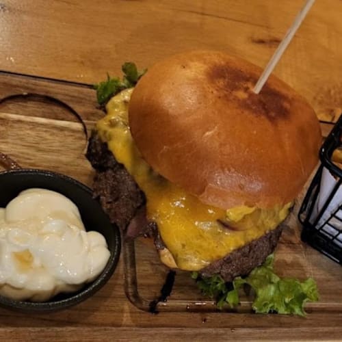 Verified Reviews 2026 - Eat Your Smash Burger & Bar Cologne | TheFork