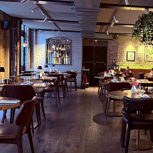 Menus 2026 - Canto Corvino in London | TheFork