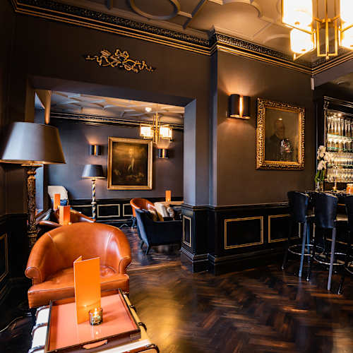 The Chelsea Bar in London - Restaurant Reviews, Menus, and Prices | TheFork