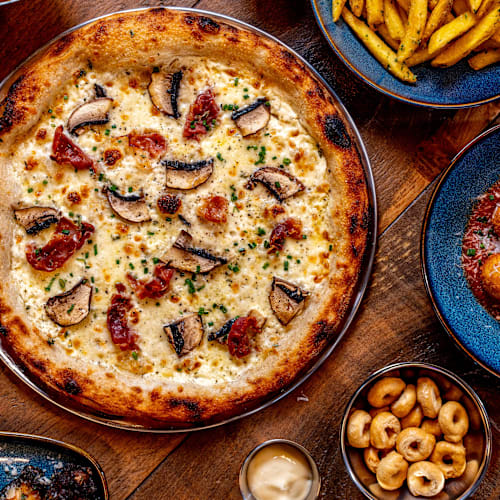 Speisekarte 2025 – MOB Pizza Socials in London – TheFork