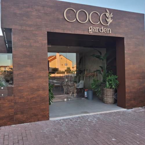 Coco Garden in Charneca de Caparica - Menu, openingsuren, adres, foto’s ...