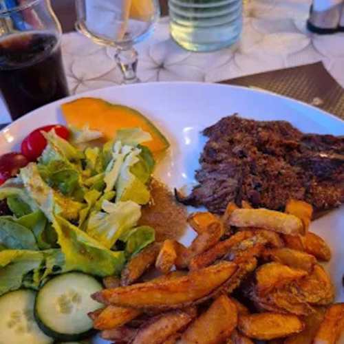 Restaurant Le repaire à Campagnan - Menu, avis, prix et réservation ...