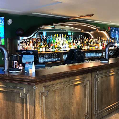 Redwood Pub & Kitchen in London - Restaurant Reviews, Menu and Prices ...