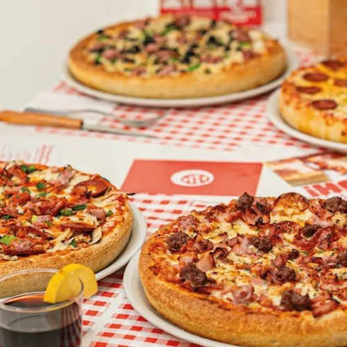 Chicago's Pizza Factory in Barcelona - Restaurant Reviews, Menu and ...