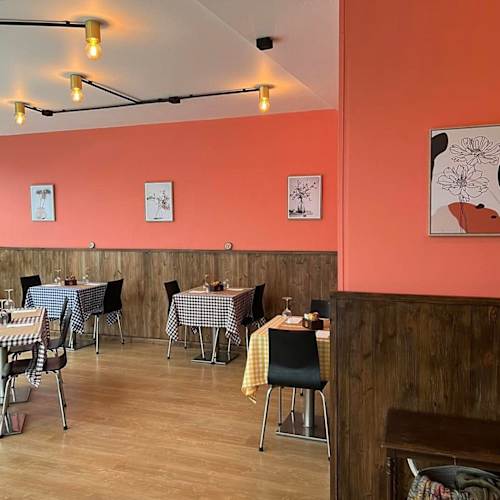 Bella Firenze - Restaurante Pizzaria Italiana in São Pedro - Restaurant ...