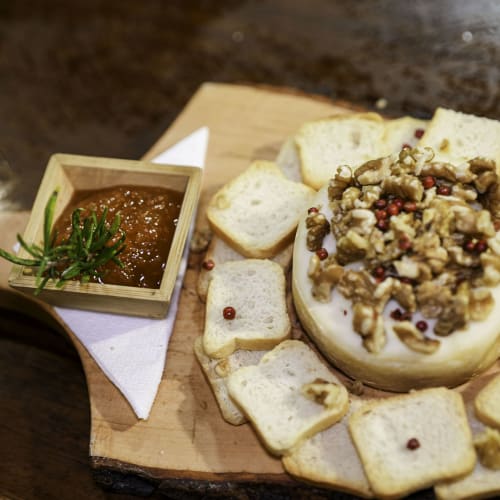 Vaccarum Francesinhas & Tapas - Bonjardim em Porto - Preços, menu ...