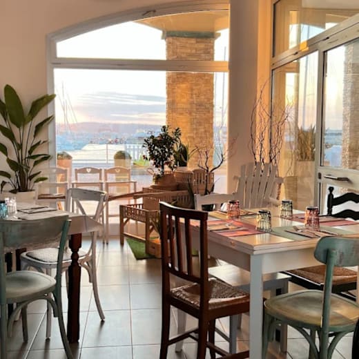 Carpa Attimi Di Mare a Marina di Montenero - Menu, prezzi, immagini ...