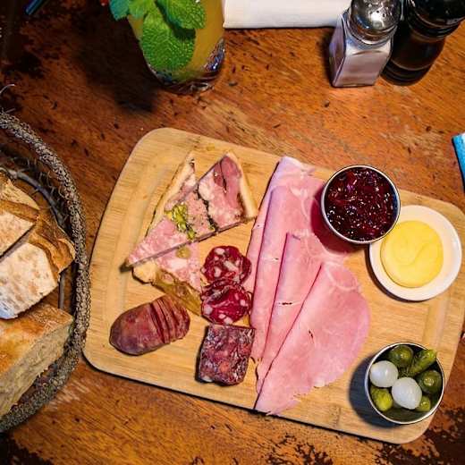 Restaurant Le Scossa à Paris - Menu, avis, prix et réservation | TheFork