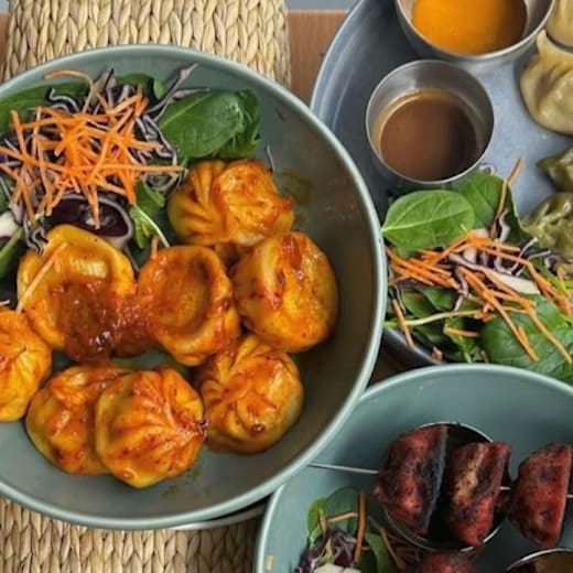 Restaurant Crazy For Momo Paris Anvers à Paris - Menu, avis, prix et ...