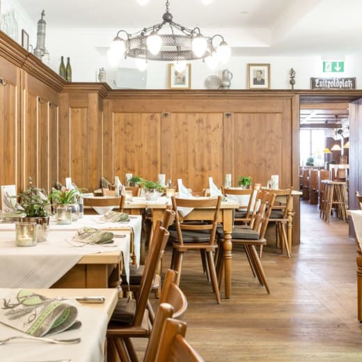 Hotel Gasthof Höttl in Deggendorf - Bewertungen, Speisekarte und Preise ...